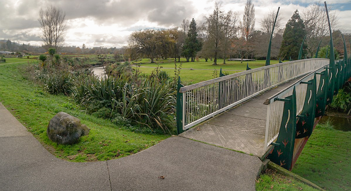 A Local Walk – A Haiku Pathway – Life at No. 22